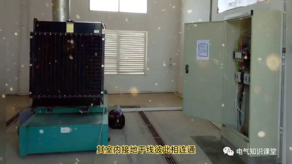 柴油发电机机房出线至变电所内低压柜电缆/母线槽芯数如何选择?
