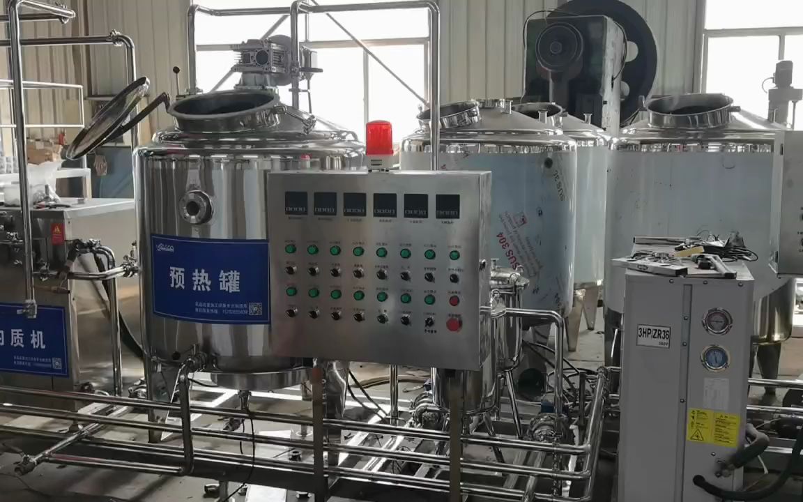 ...酸乳生产线,牦牛奶酸奶生产线,小型巴士鲜奶饮料生产设备,全套乳品...