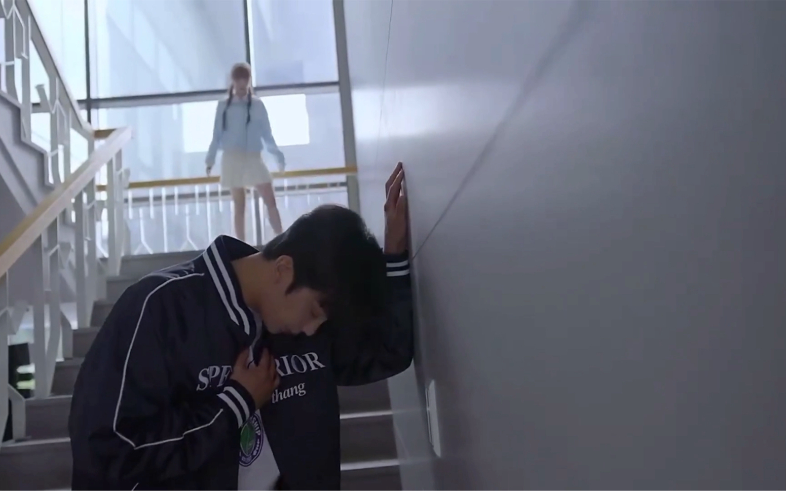 男主被刺激,承受不住晕倒