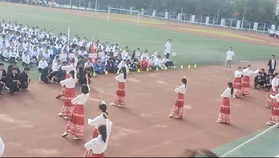 郑州外国语学校2024届十班运动会开幕式(嘿嘿我是c位哈哈哈)