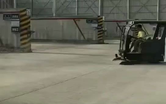 扬子S8半封闭扫地车 清扫效果如何?福建扬子工厂店