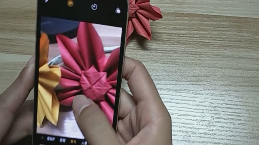 iPhone拍摄技巧，让照片看起来像加了美颜，太漂亮了