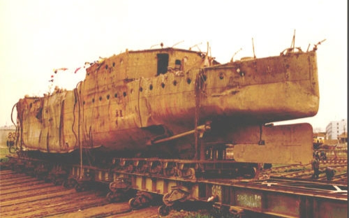 武汉电视台1997摄制《千古不沉中山舰》