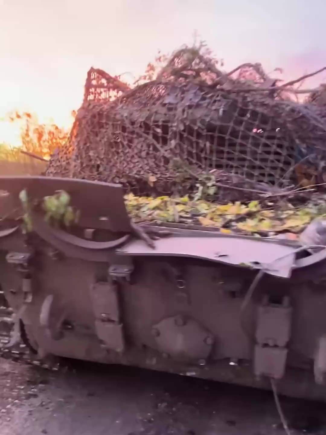 现代战争中坦克如何预防无人机的打击#俄乌战争