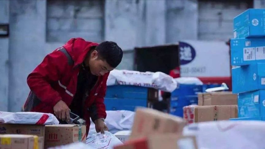 为何京东、顺丰都在跑,而三通一达却关门了,原因很简单