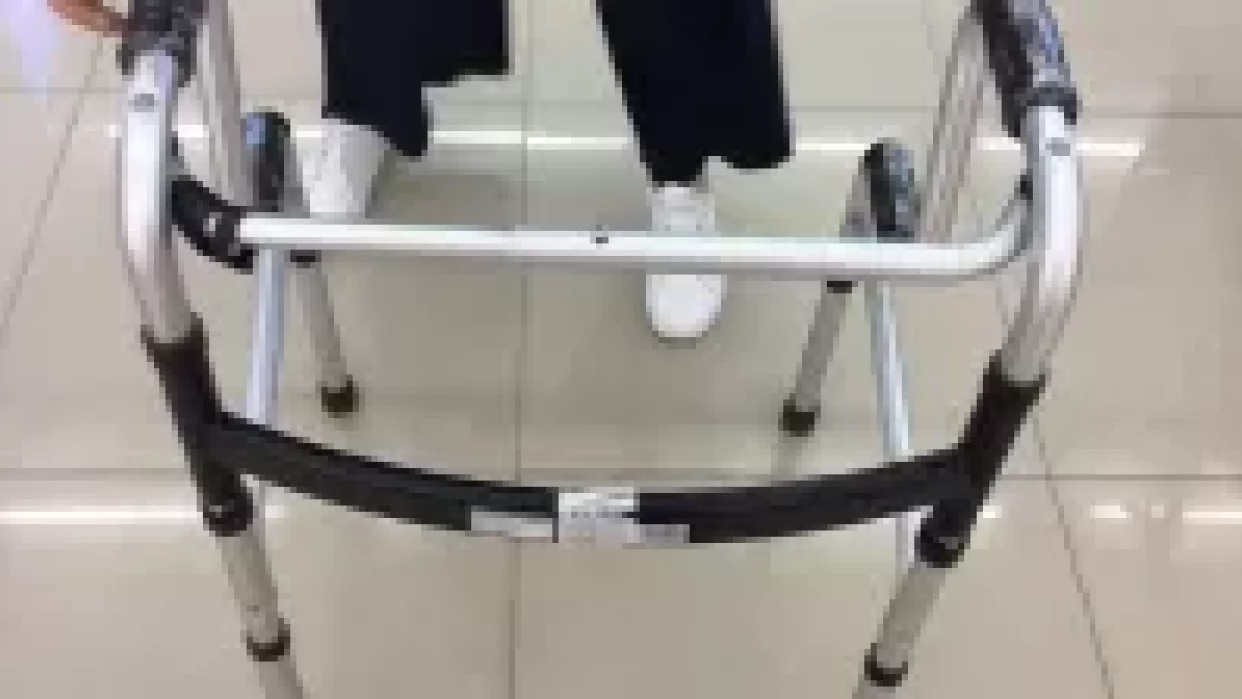 可孚620助行器的操作视频