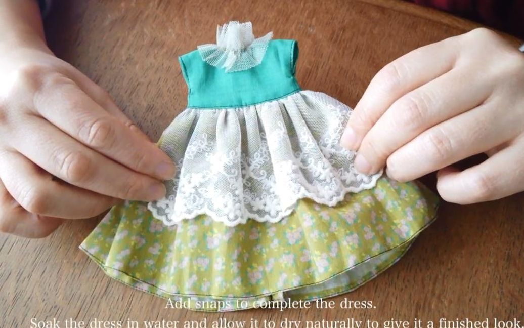 日本娃衣作者简单小布娃娃连衣裙制作教程
