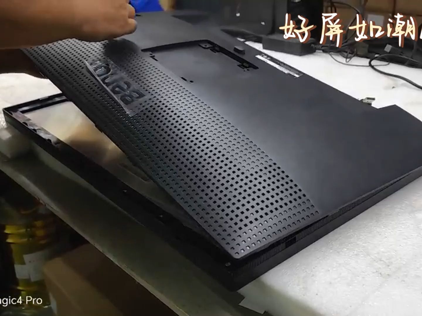 明基SW271-B显示器 屏幕损坏 更换屏幕教程