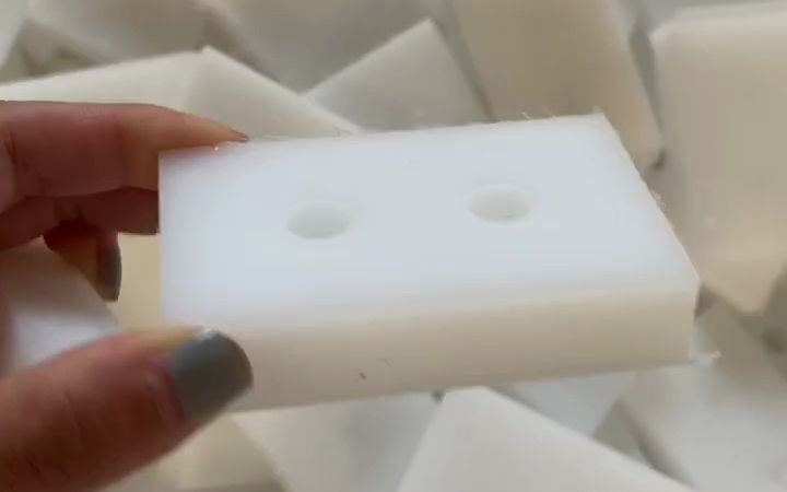 高分子聚乙烯材质耐磨块/PE材质耐磨块