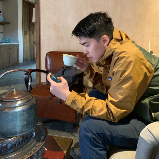 树下烤鹌鹑