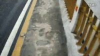 中置电机山地车电动车游广州经过洛溪大桥