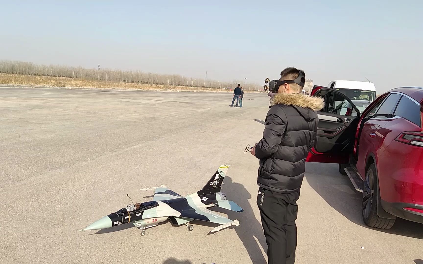 FPV第一视角驾驶航模(四十)固定翼105mm涵道 F16 北极涂装 FPV飞行