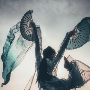 江求雨 