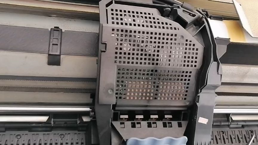 500/510/800绘图仪笔架板管道数据线更换视频分享