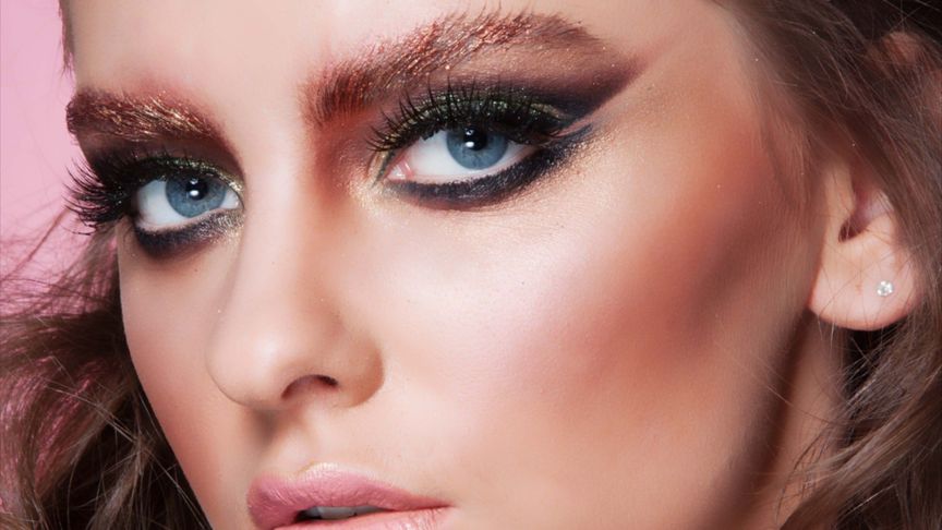 PS你所不知道的强大的高效高质量磨皮方式,两步搞定,不用插件