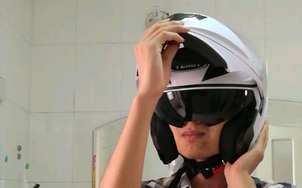 我的野马揭面盔