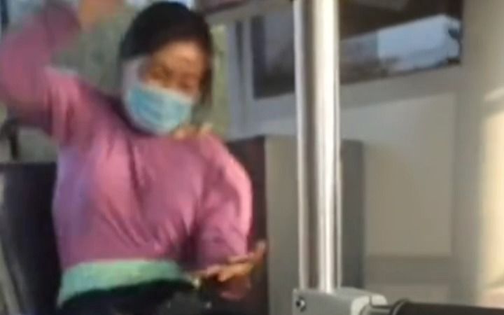 底层穷苦人攒钱购买华为nova11 se使用2年后