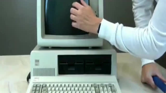 笔记本显示很白