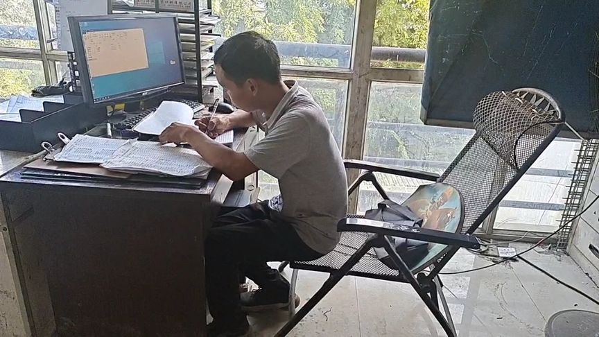 工厂上班,计时和计件有什么区别,大家认同小伙的观点吗?