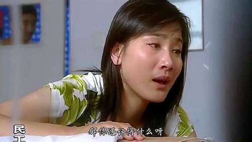 儿子坠楼瞬间父亲飞身接住!这舍命一扑看哭全网