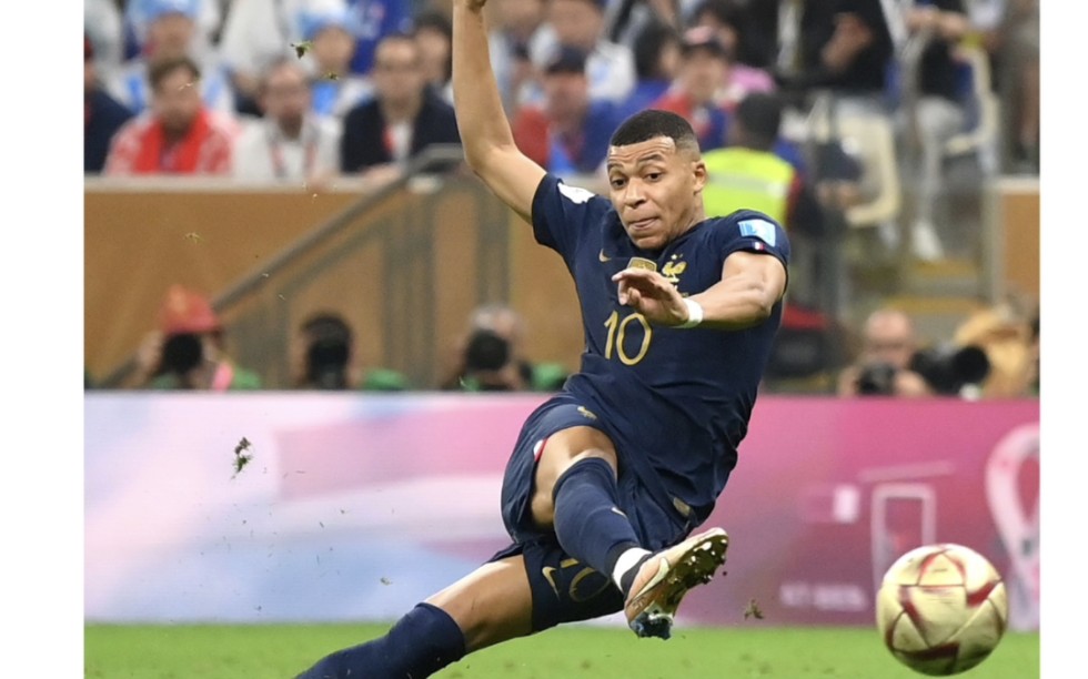 阿根廷VS法国2-2平进入加时赛(姆巴佩发力追平比赛!)