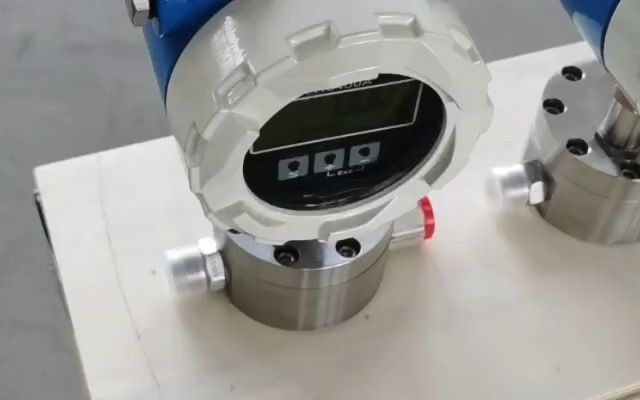 精川圆齿轮流量计专为微小液体流量而生产研发