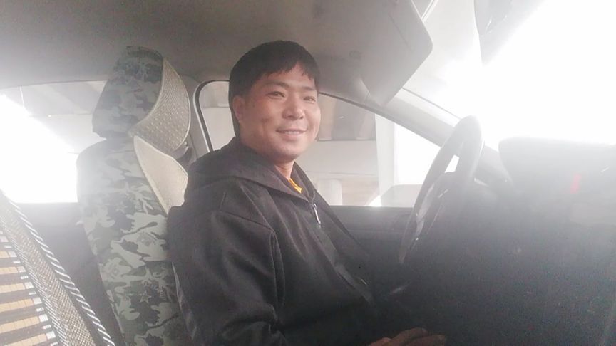 成功维修行车记录仪