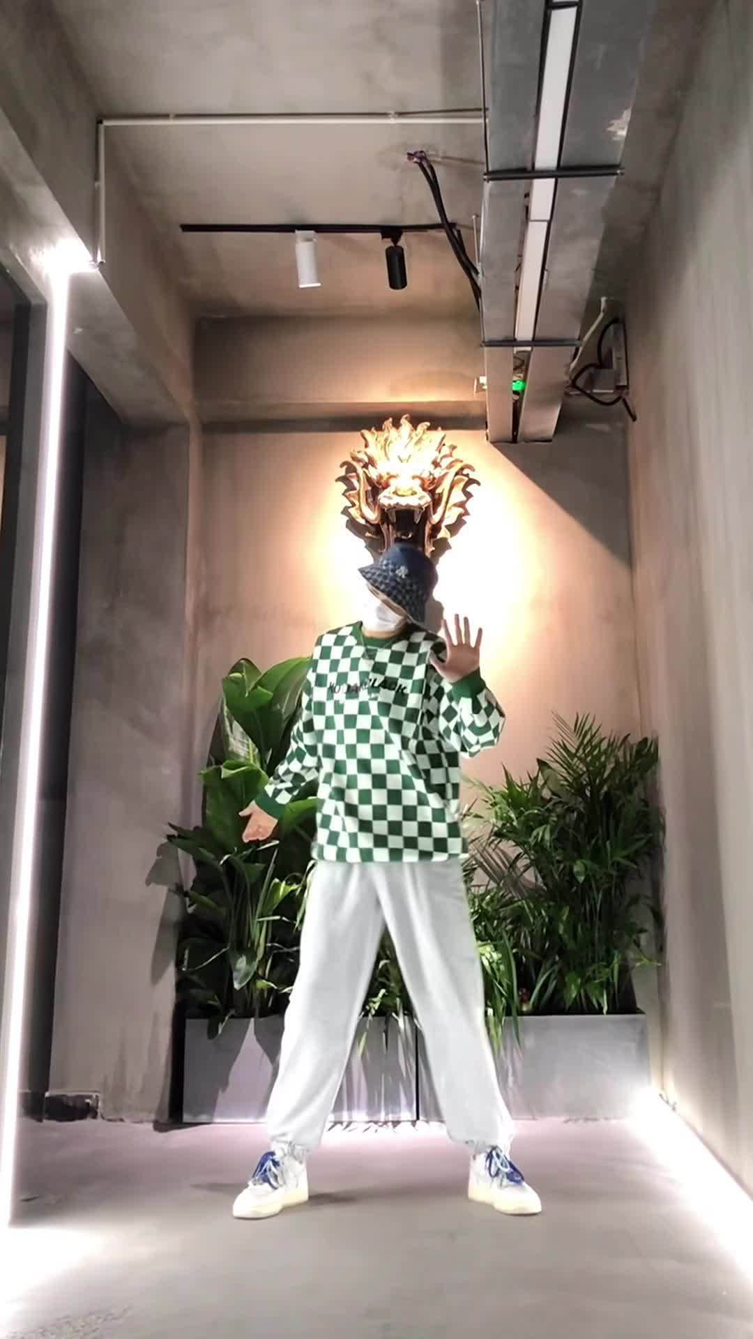 伸展运动 现在开始!#减压舞