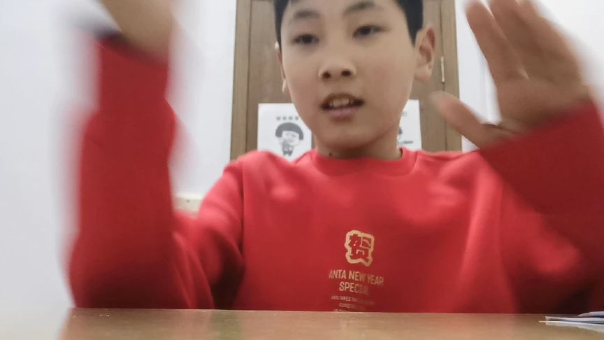今天为大家带来一款MP4开箱