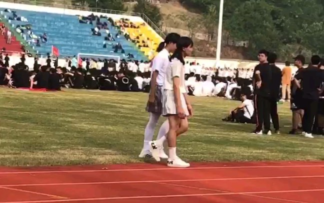 每个学校总会有女装大佬!|木渎高级中学2021运动会开幕式惊现JK小...