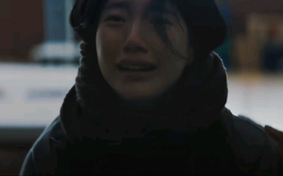 【韩剧安娜】她一定是后悔的,不然怎么会跪在地上哭了那么久