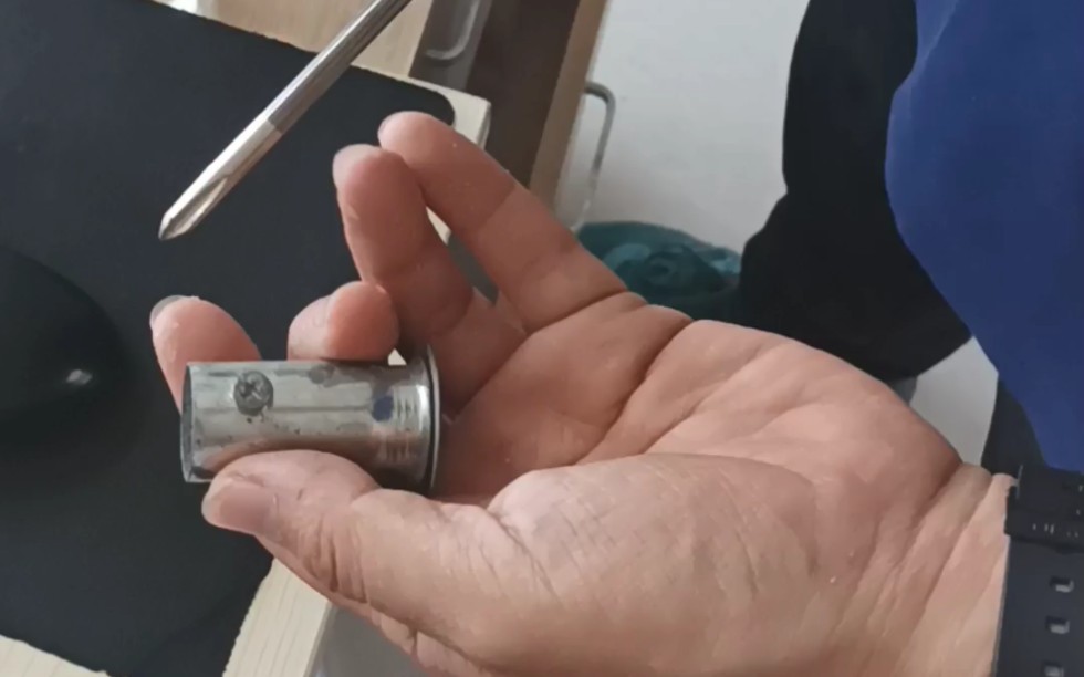 JDG管要拧断的