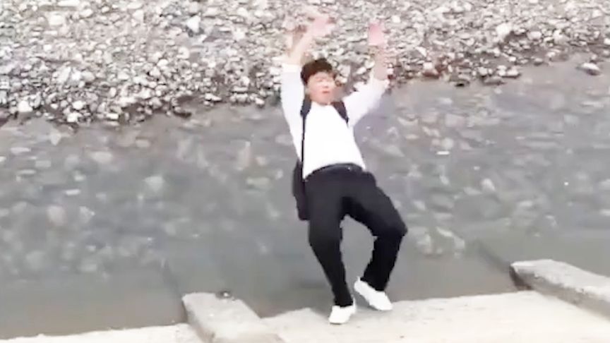 这个跳水运动员我给他打0分
