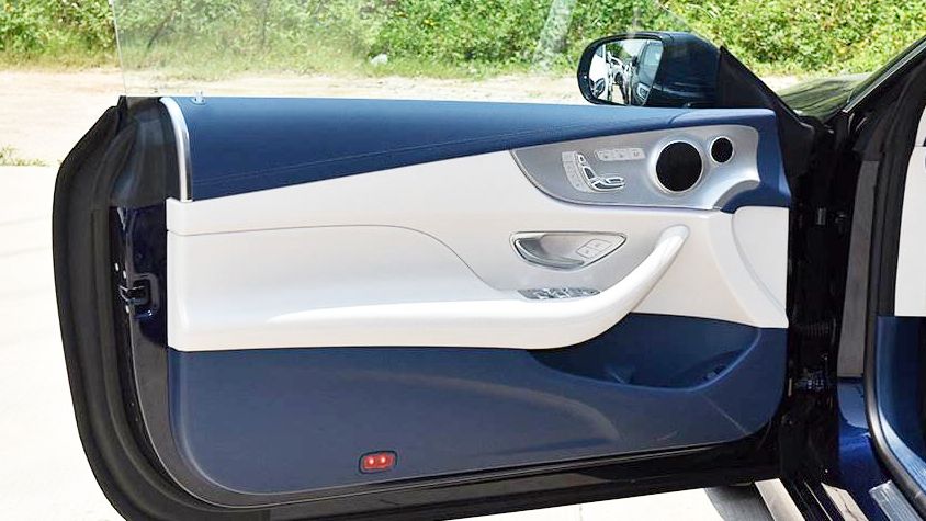 无边框车门的车虽然拉风了,但这几个缺点很坑人,买车别后悔了