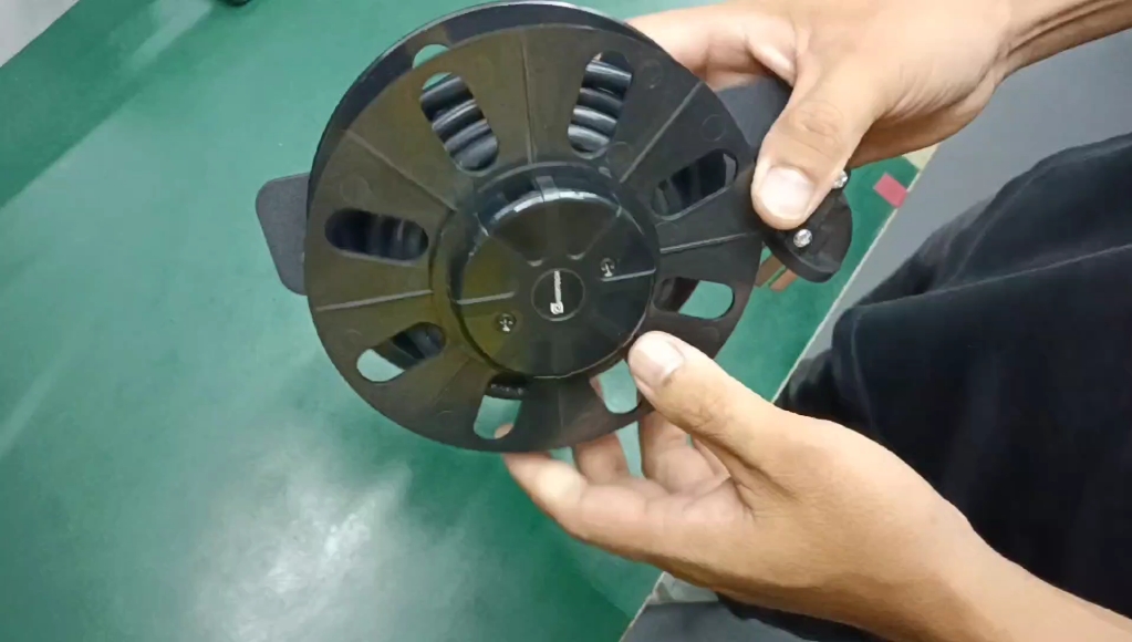 自动收线卷线器 带自锁功能 工厂实拍 厂家直销 欢迎咨询