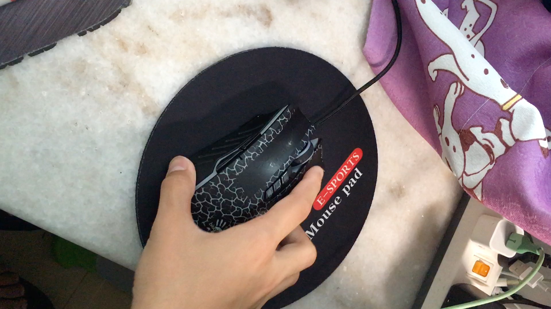 bloody a70鼠标摇晃抖动 中心不稳的解决办法