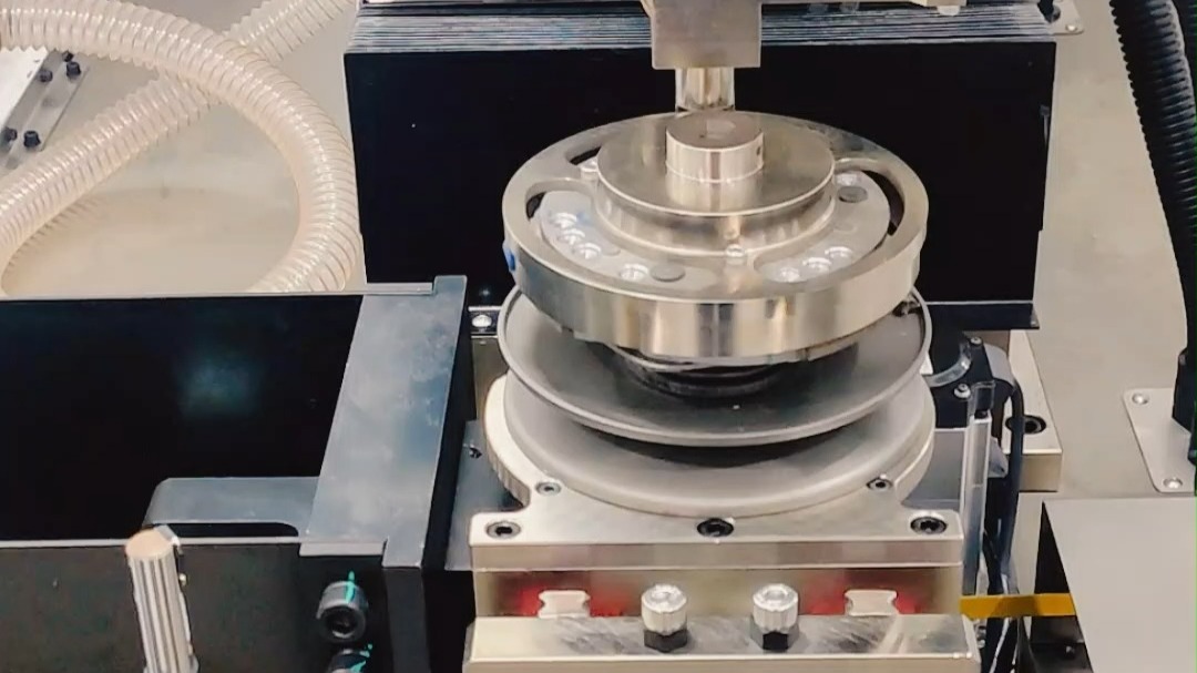 摩托车离合器单面立式自动平衡机 苏州赛德克平衡机