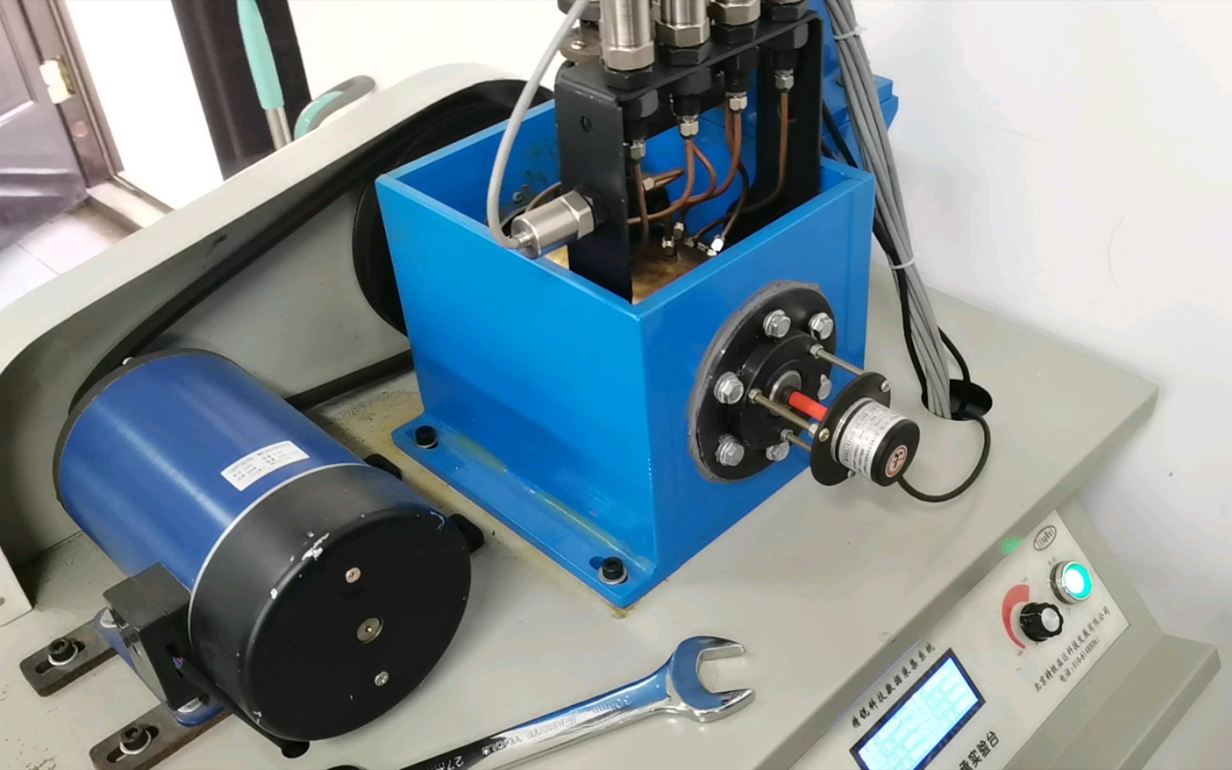 机械设计实验-滑动轴承压力分布曲线测定 片段