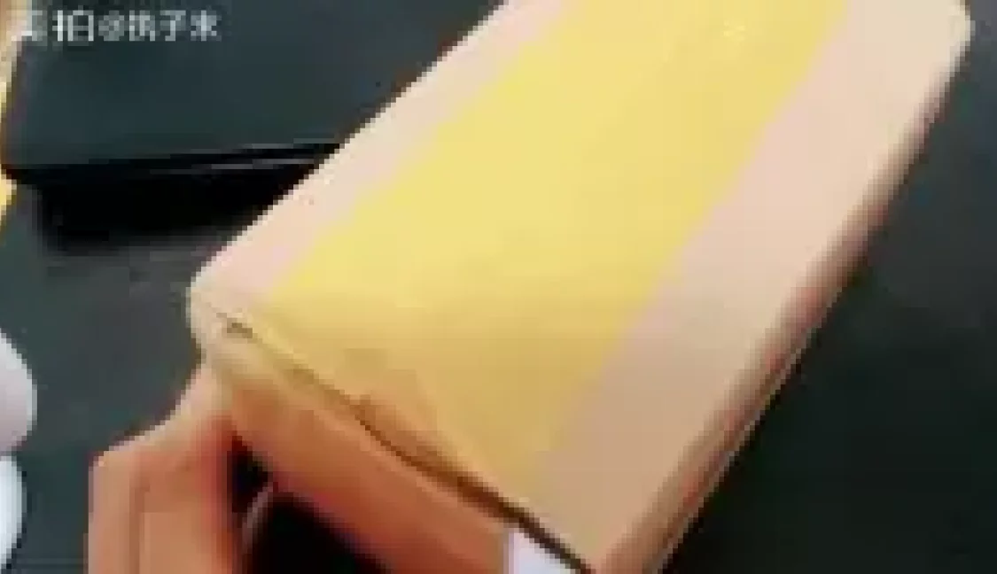 凌美2000开箱, 玻璃纤维笔杆, 14k金尖, 活塞入墨, 一眼就爱上!