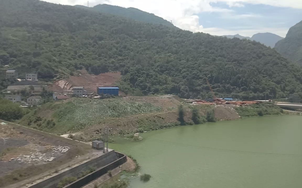 G51次通过兴山站,踩掉某CRH380A