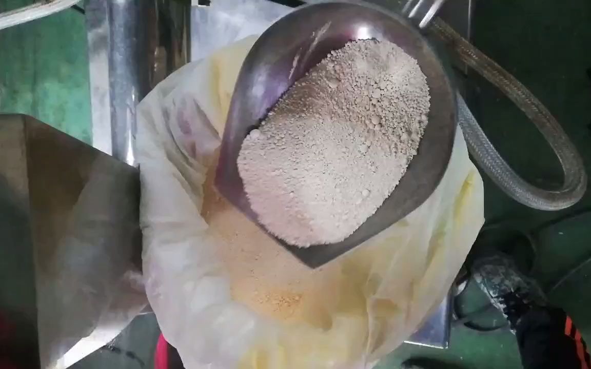 正极材料粉碎机 锂电正极材料粉碎机