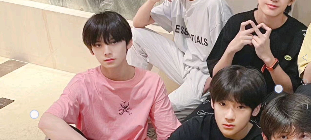 【TF家族三代reaction】一代团粉二代严唯对三代的颜值排序,喜提一对...