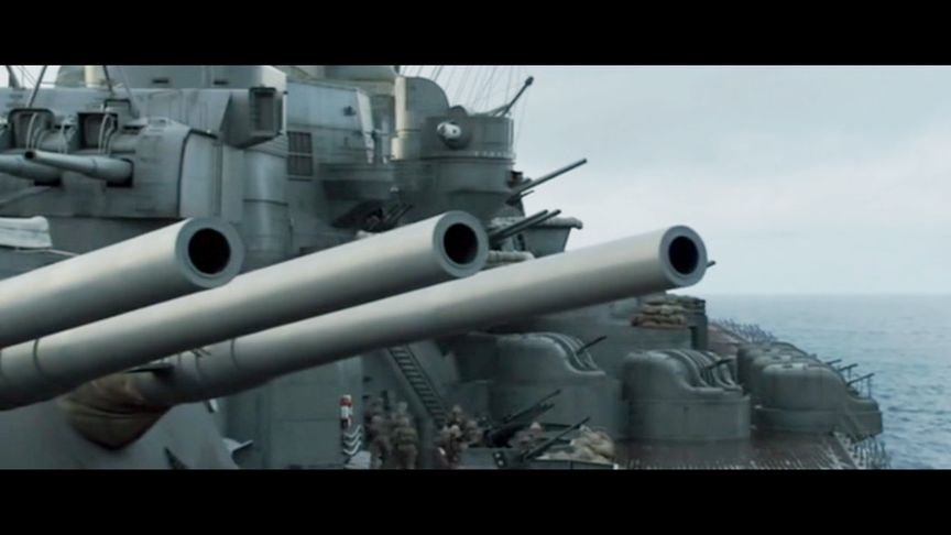 莱特湾大海战,日本大和号战列舰参战,遭遇美军战机疯狂攻击!