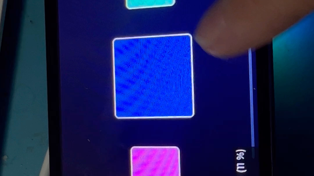 vgl滚动菜单,用定时器实现的,是一个比较笨的办法