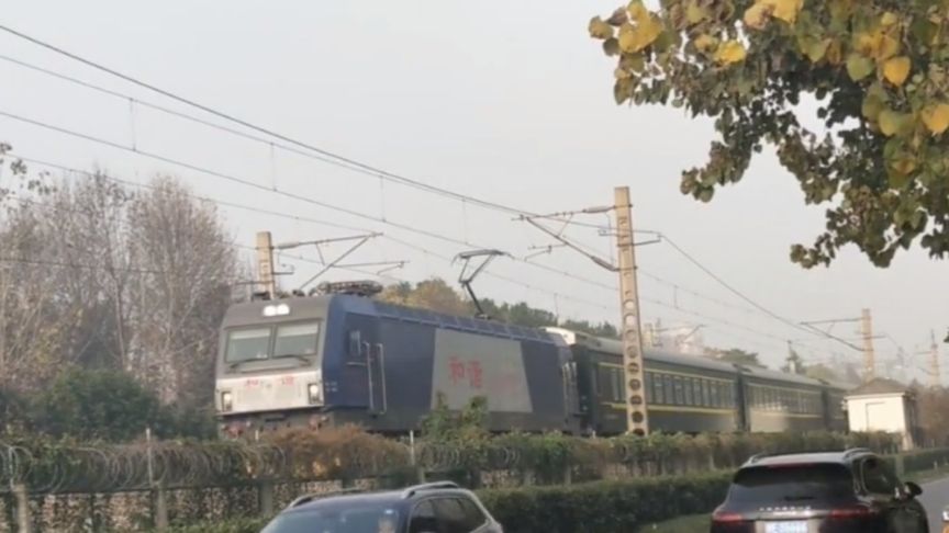 全程1571公里 上海南开往十堰的K123次列车嘉兴站发车