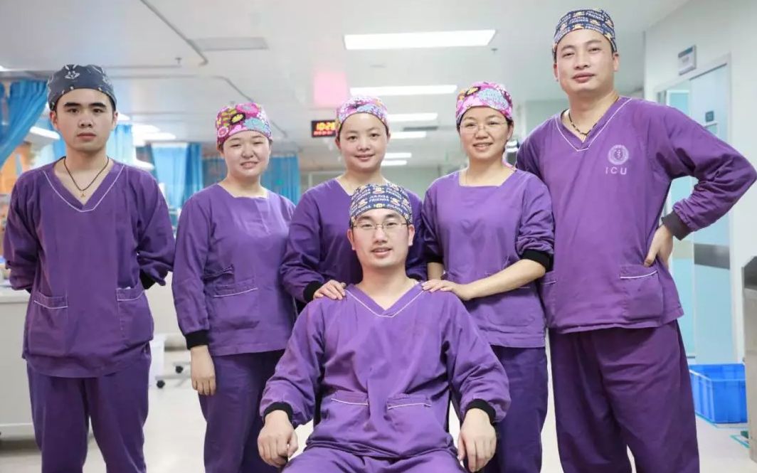 纪录片 - 《ICU:我在重症监护室》