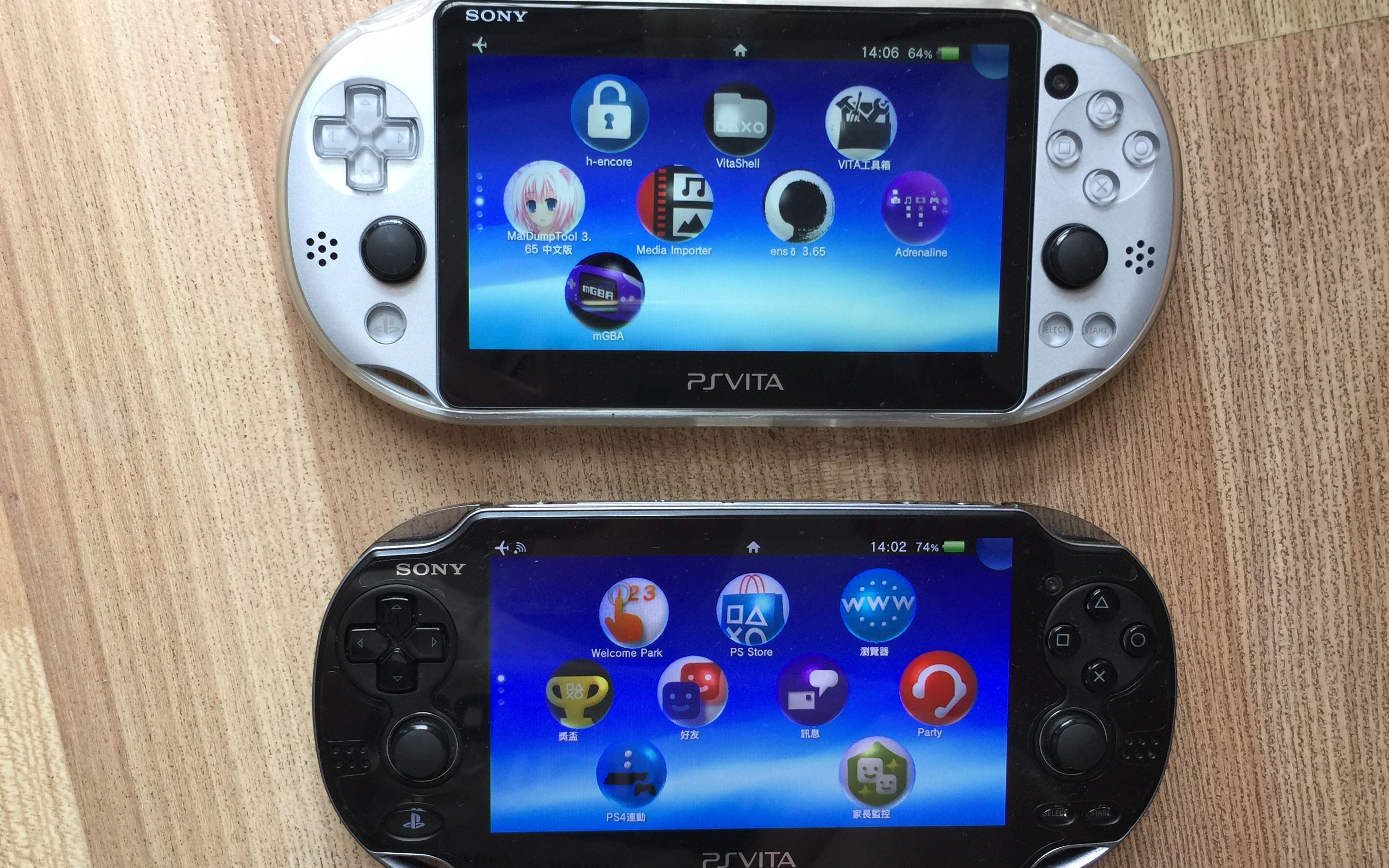 最近穷,把psv1000划分1G空间,原装记忆卡卖了。PSV1000