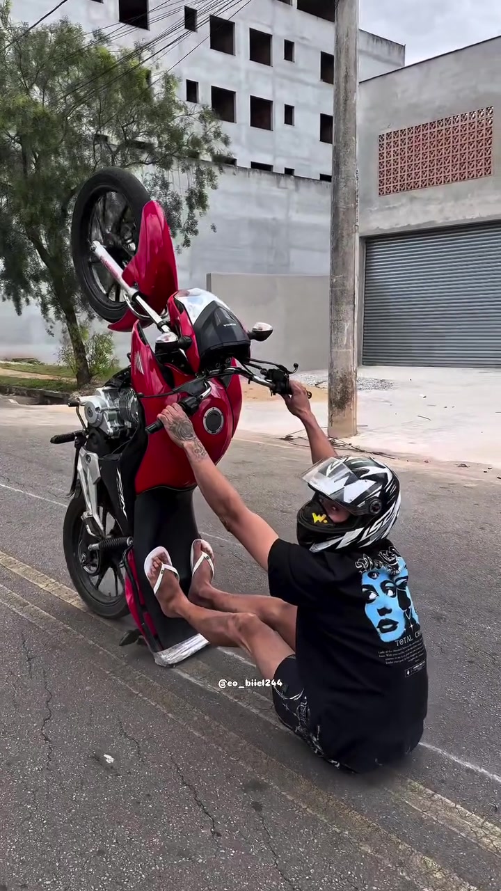 #危险动作请勿模仿 #巴西 #日常生活 #机车 #摩托特技