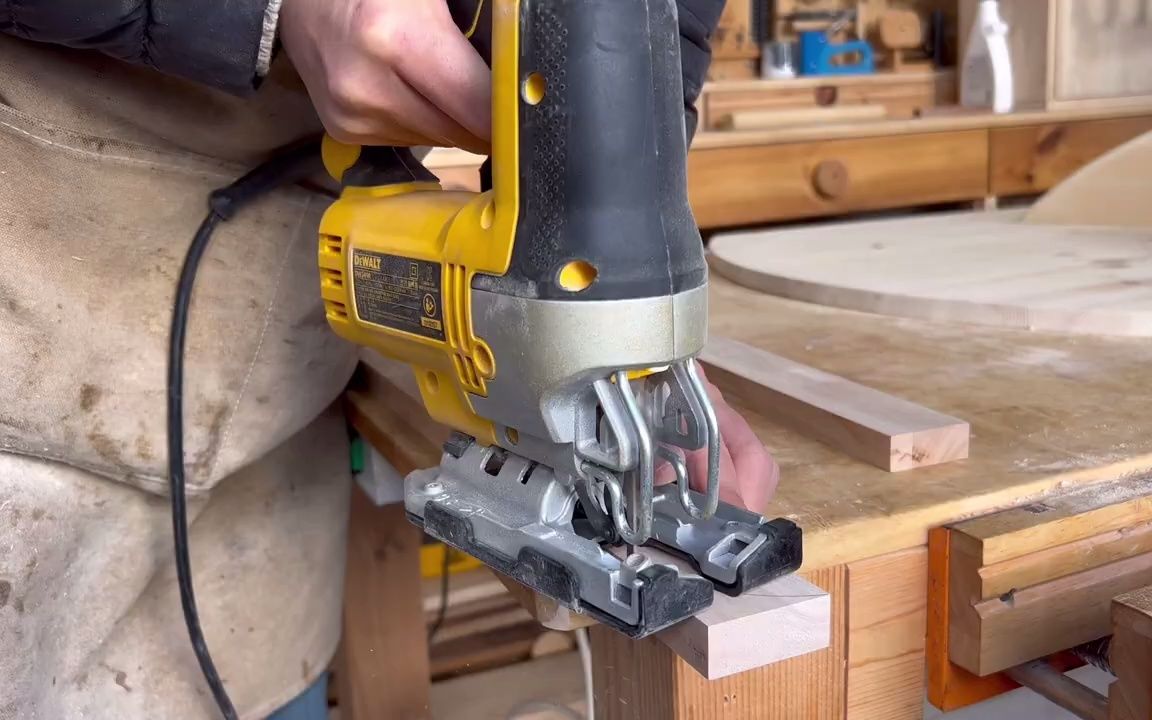使用曲线的木工连接方法 DIY