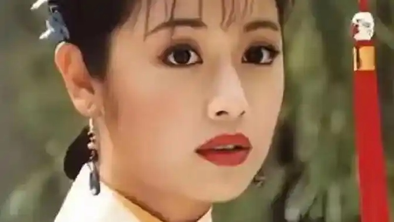 香妃居然对乾隆动刀子!还珠格格还珠格格第二部